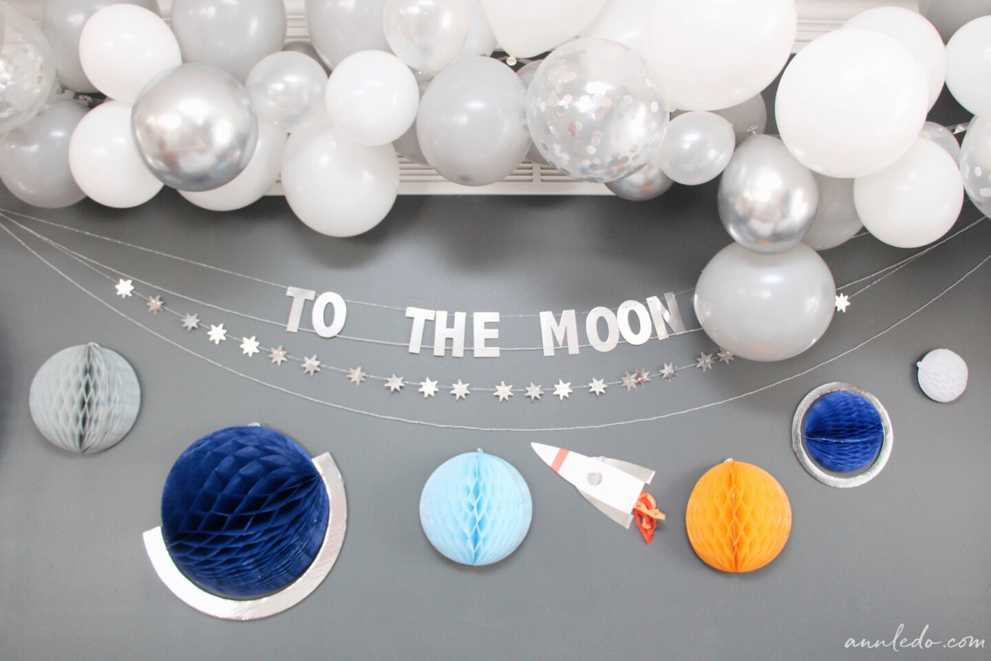 Galactic Space Themed Party // Out-of-this-World Birthday Celebration ...